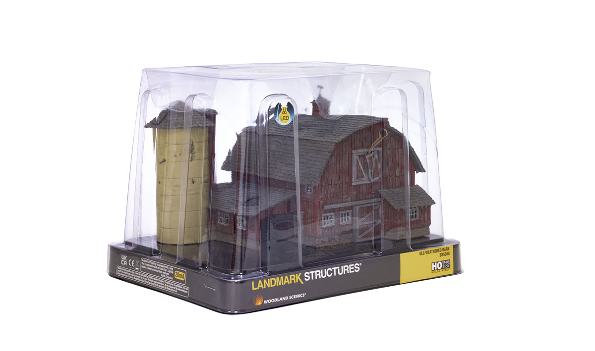 Old Weathered Barn - HO Scale - ScenesnNature